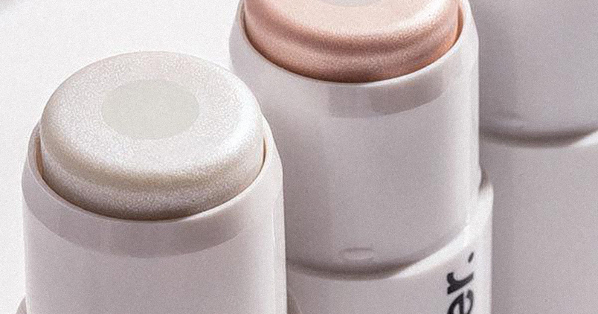 Glossier Moonstone Haloscope - Best Highlighters