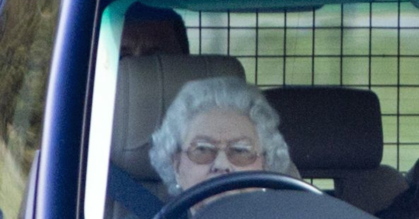 Queen Elizabeth - King Abdullah - Saudi King Driving