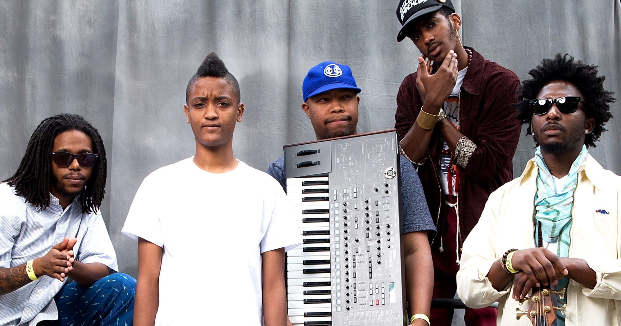 The Internet Hive Mind Album Review: Sexy Summer Songs