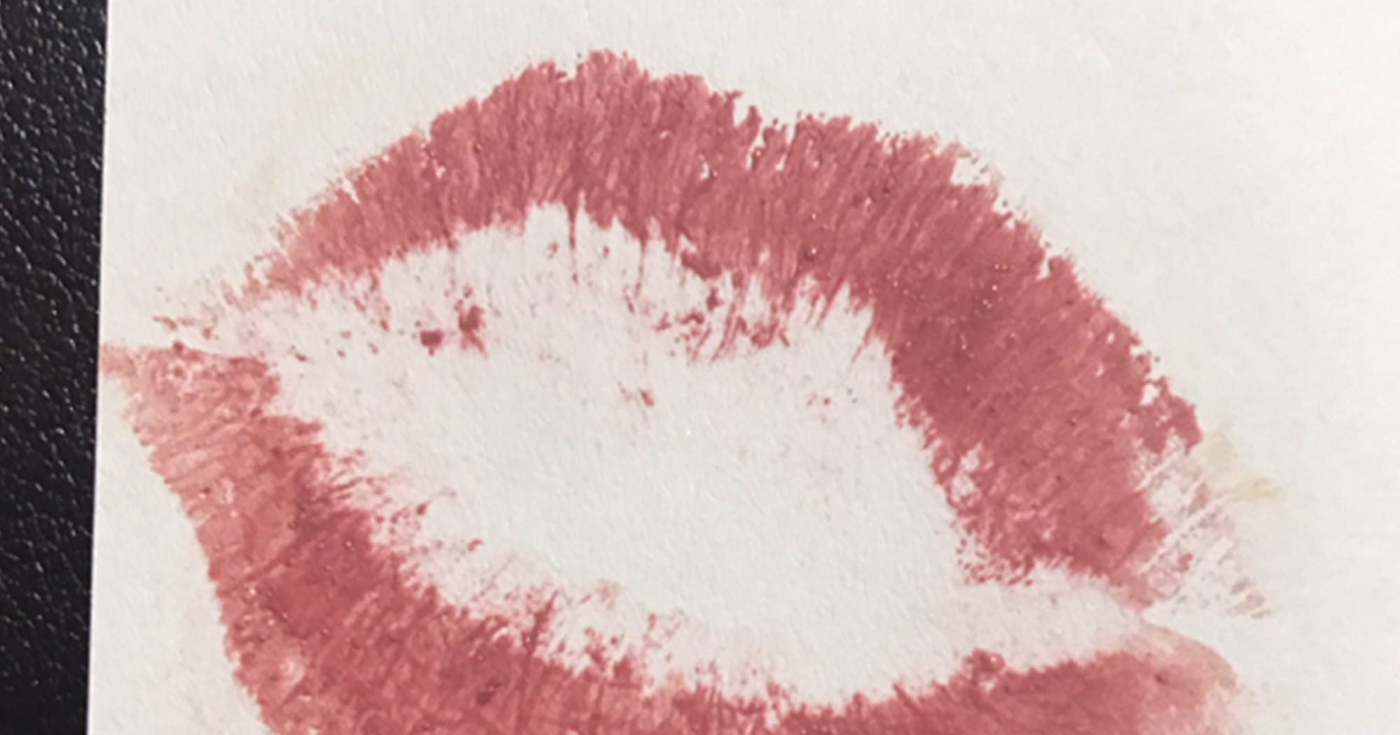 Sealed With A Kiss Celebrity Lip Prints Golden Globes