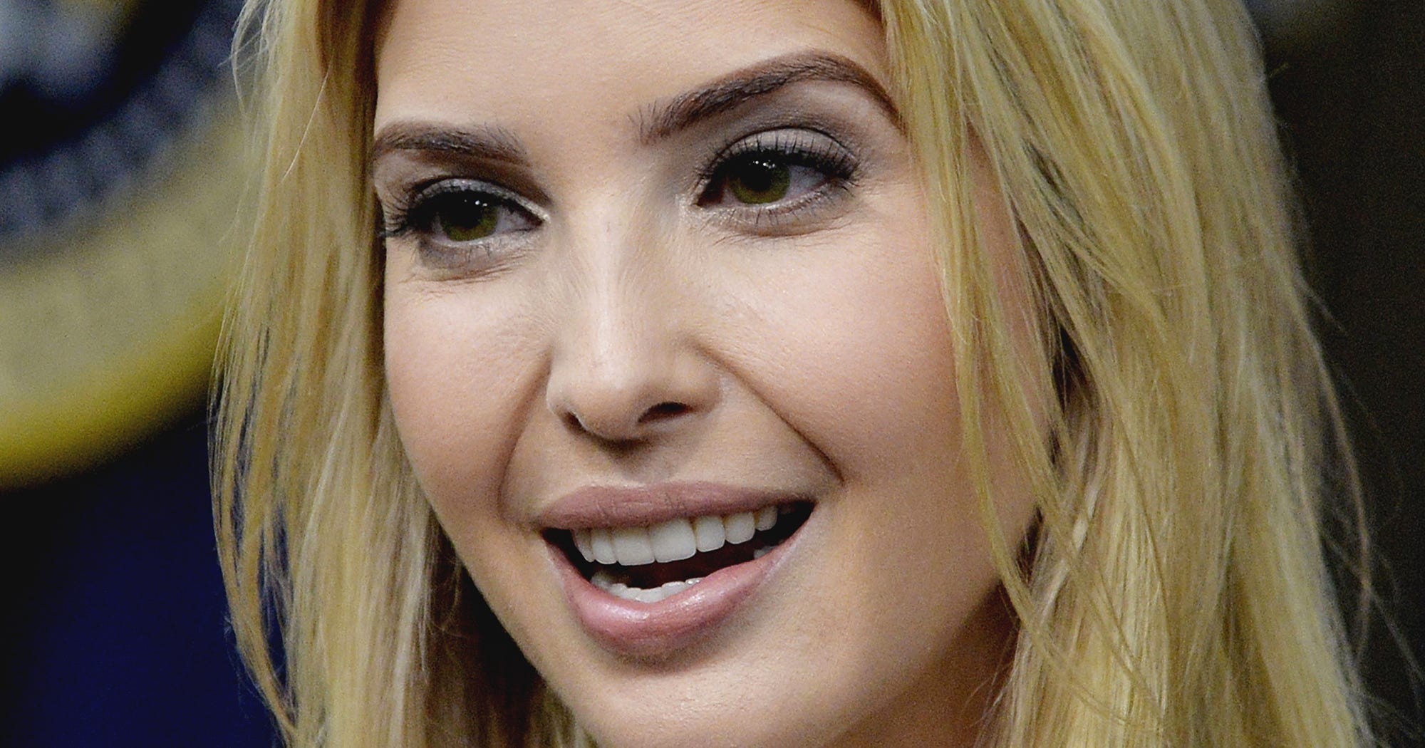 Ivanka Trump Changing Eye Colour Coloured Contacts