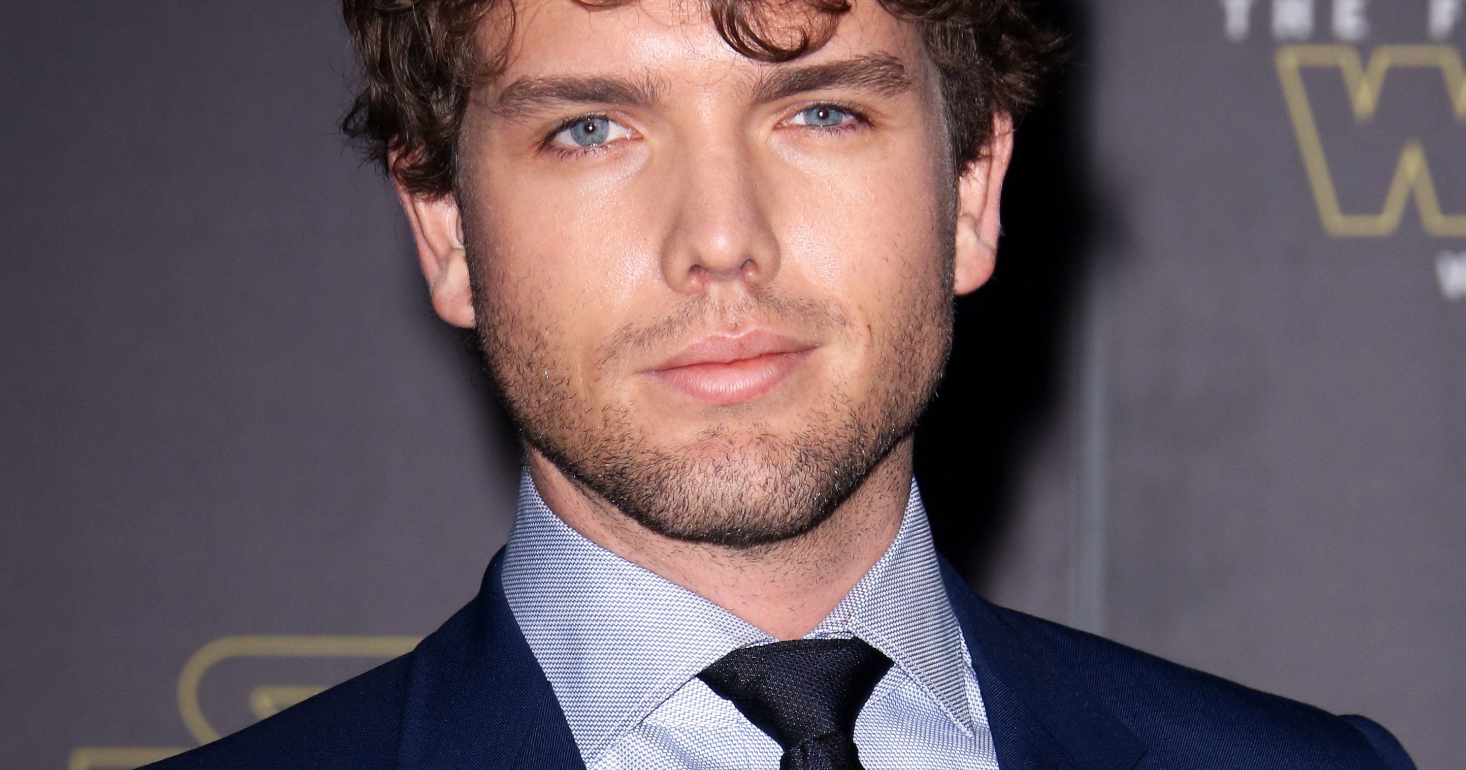 Taylor Swift Brother Austin, Megyn Kelly Comedy Embeds