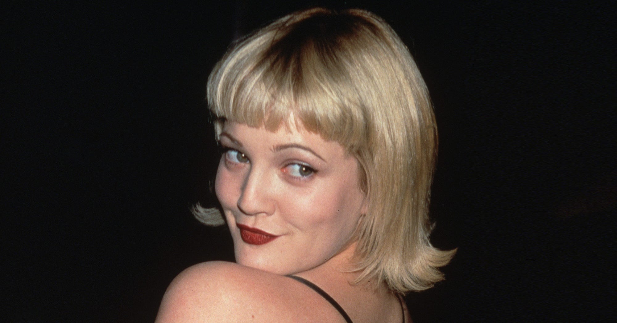 Overplucked Eyebrows Celebrities Instagram 90s Beauty