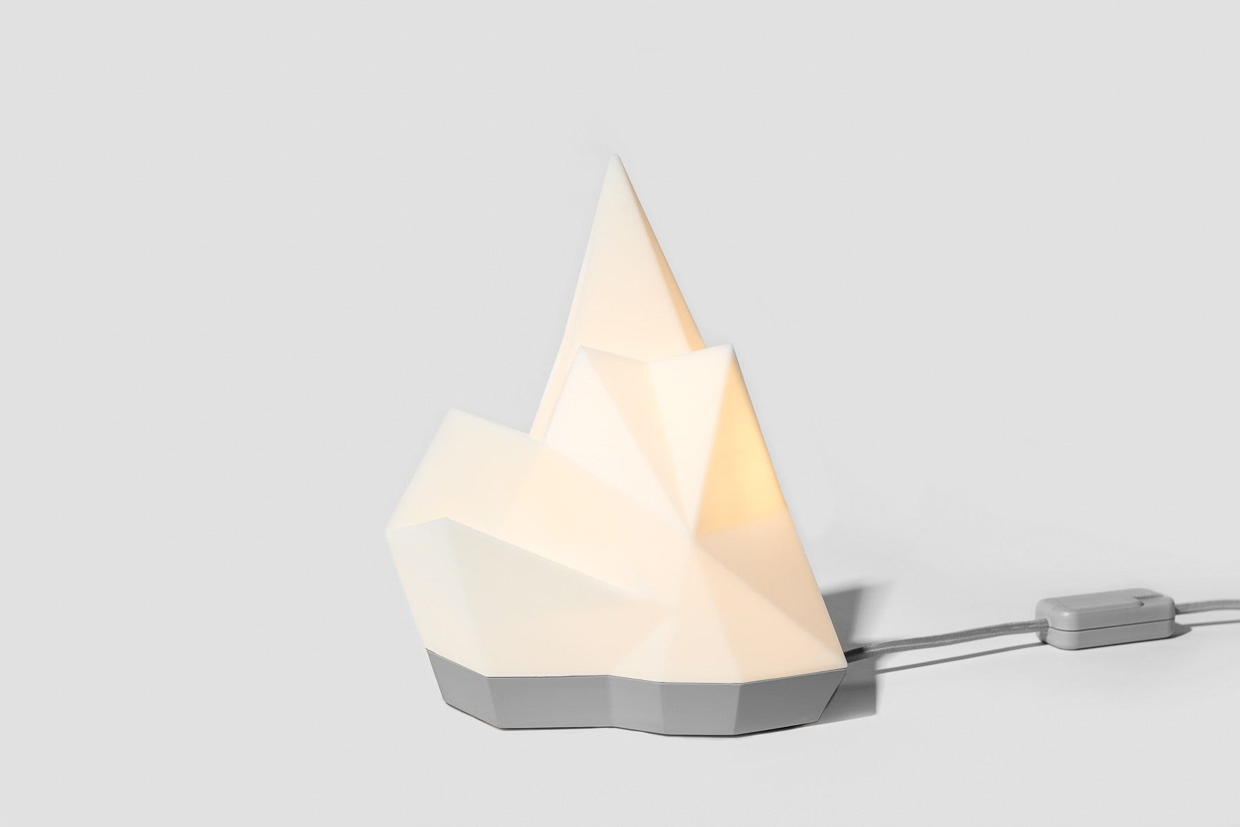 Hannah Fink + Modern Original 3D-Printed Iceberg Lamp