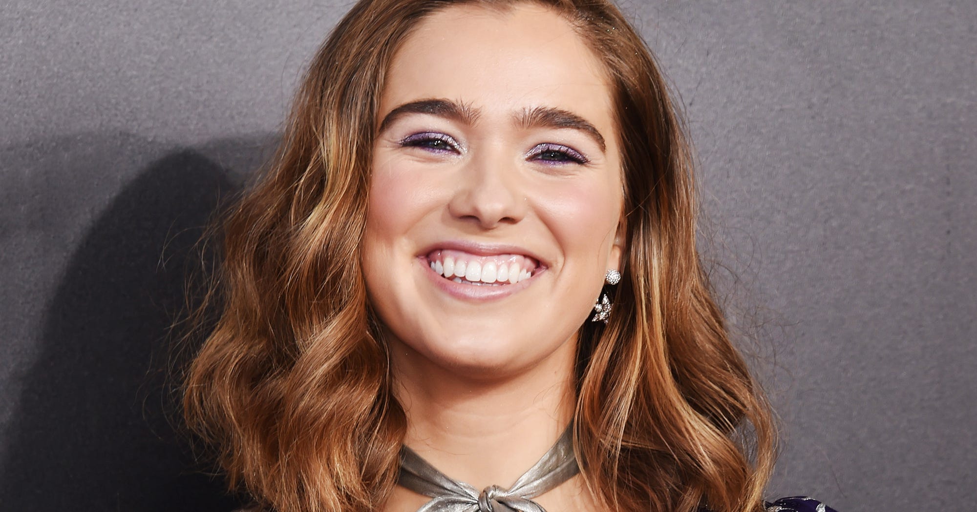 Haley Lu Richardson Talks Operation Finale & Joe Alwyn