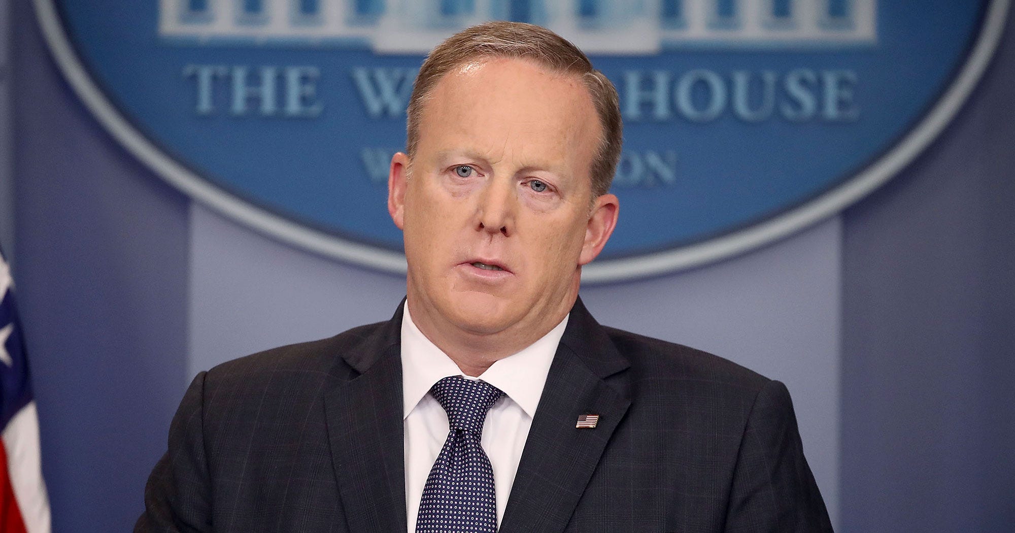 Dont Mock WH Press Secretary Sean Spicers Looks