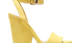 Best Graduation Shoes to ride out in Comfort and Style