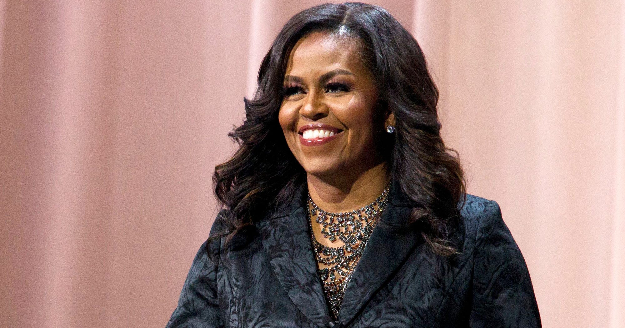 Meghan Markle And Michelle Obama Meet In London