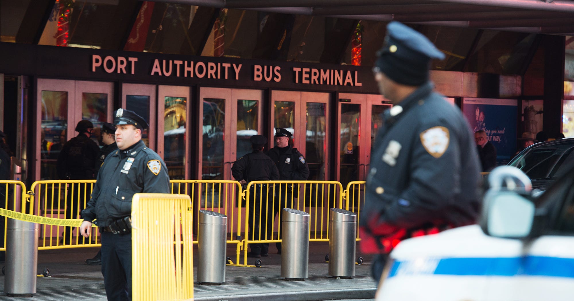 New York Port Authority Times Square Bomb The Latest