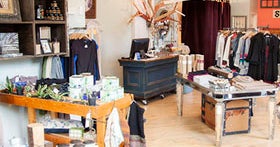 Chicago Gift Bar-Mother's Day Shopping