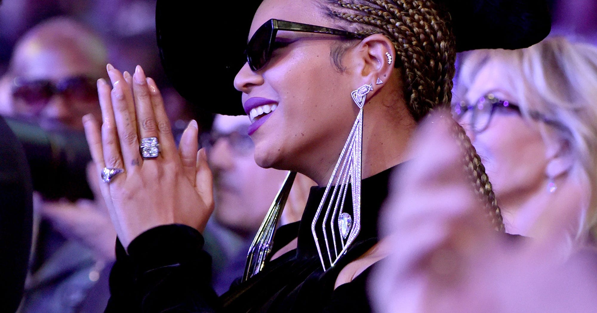 Beyonce Goddess Braids Hairstyle At The Grammys Is Edgy