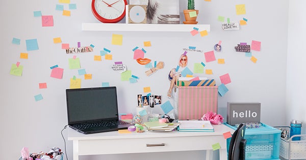 How To Organize And Clean Up Your Desk