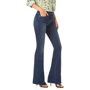 How To Find The Most Flattering Pants